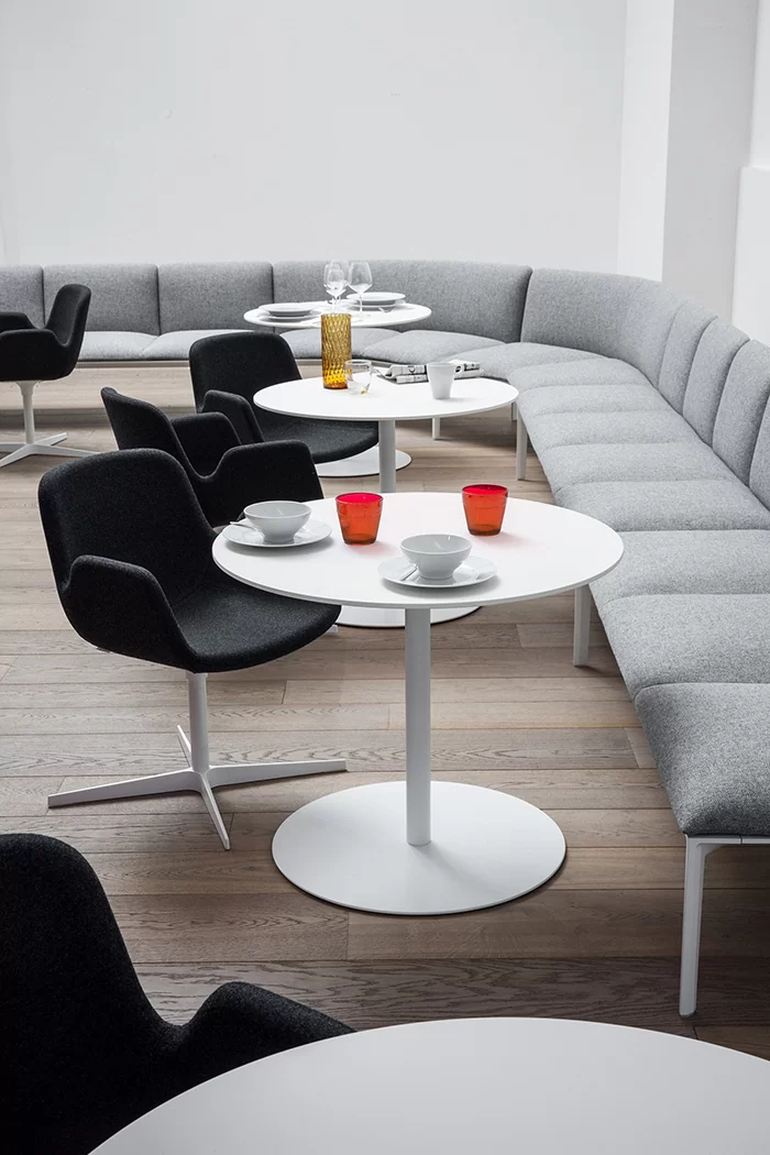 ADD: modular chairs and sofas – Lapalma