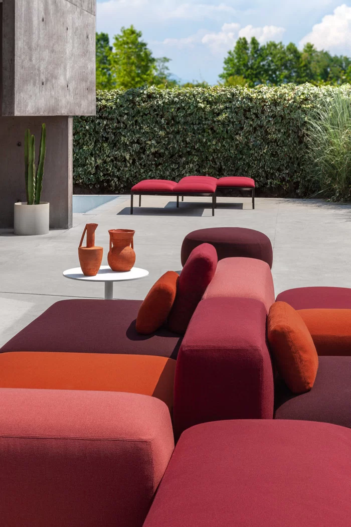 PLUS Island: modular outdoor sofa – Lapalma