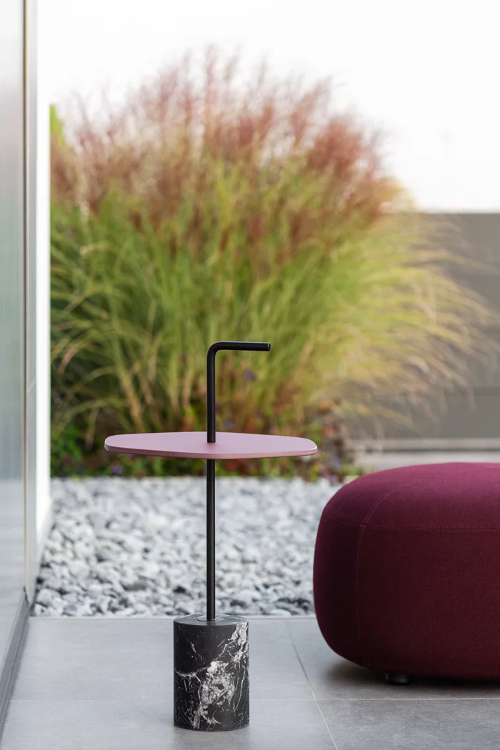 JEY ET40: outdoor side table with concrete or marble base h45 – Lapalma