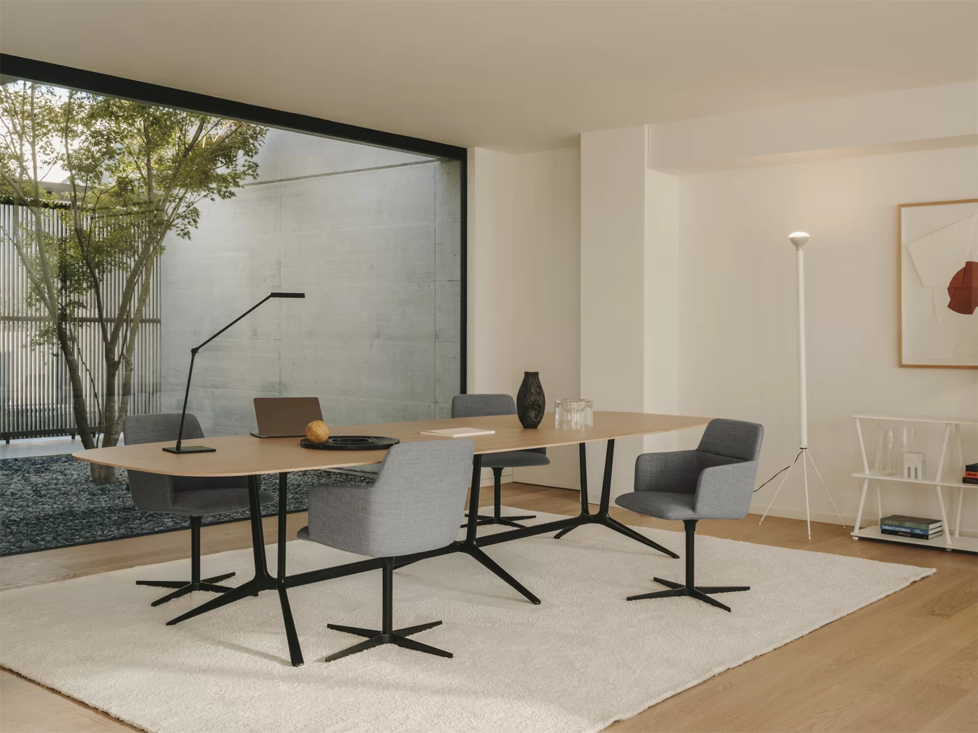 TRAIL: il tavolo che si rifà allo stile nordico degli anni Cinquanta - Lapalma