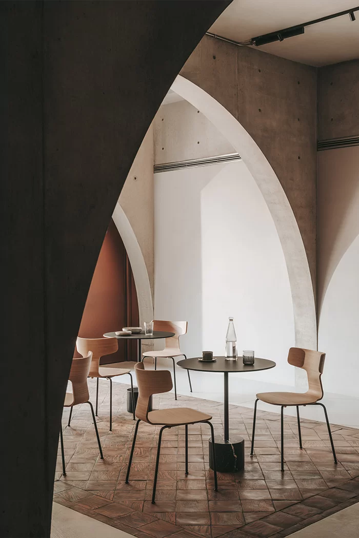 JEY T40 | Small designer table: With marble base H.45 - Lapalma