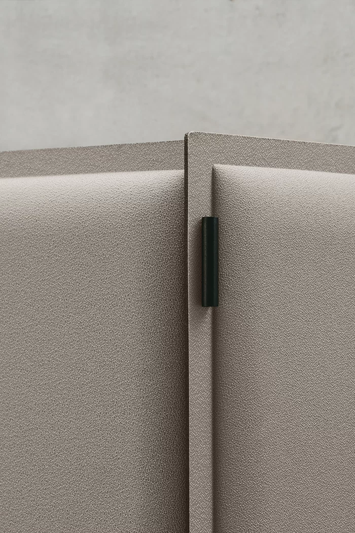 WOD - modular space divider by Lapalma