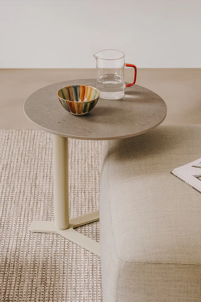 YO T80 | Round side table: Height-adjustable Ø50 H.52÷70 - Lapalma