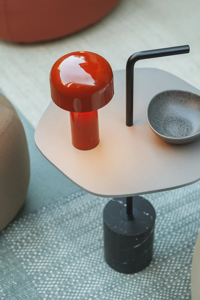 JEY ET40: outdoor side table with concrete or marble base h45 – Lapalma