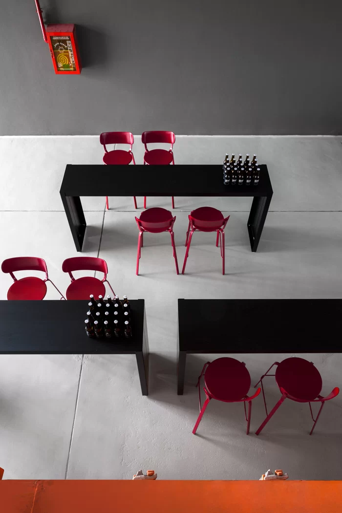 STIL S48 | Powder-coated metal chair: For the home or restaurants - Lapalma